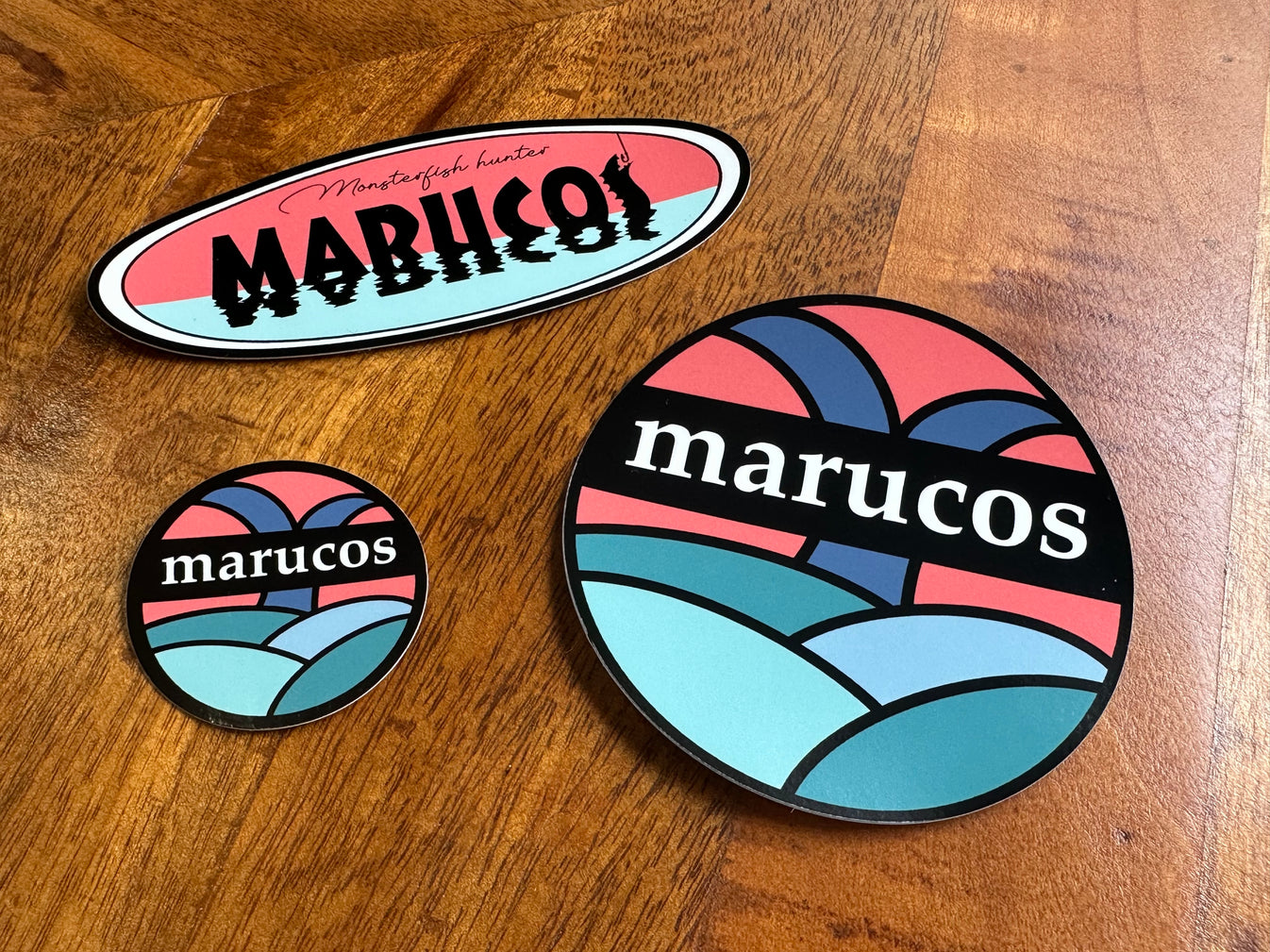 ロゴステッカーセット（3枚） – Marucos Official Store